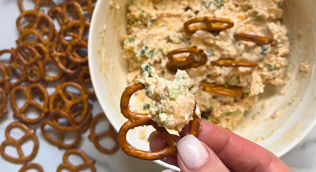 OMG Pretzel Dip! - Career Girl Meets...